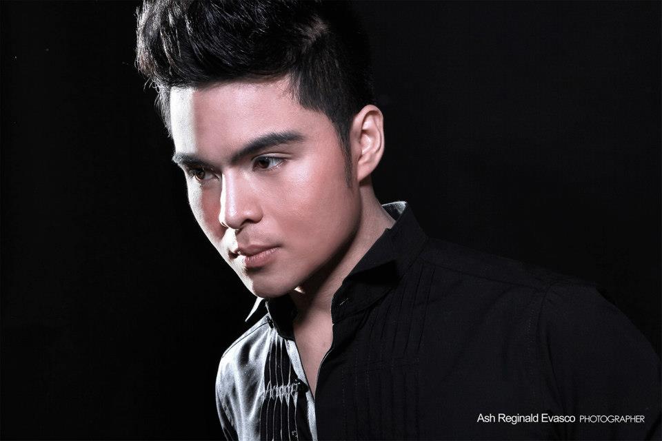 go see GEO ...: Model Monday Mayhem: Mark Mabasa